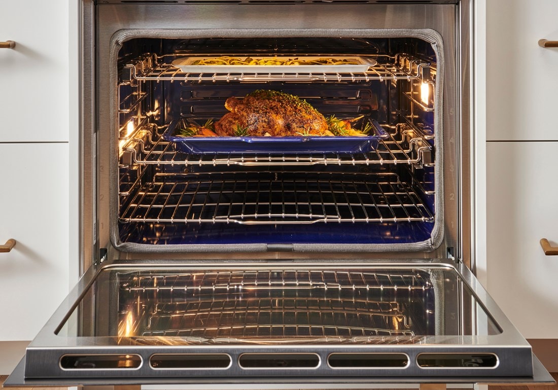 Wolf 76 cm M Series Professional Built-In Single Oven (ICBSO3050PM/S/P)