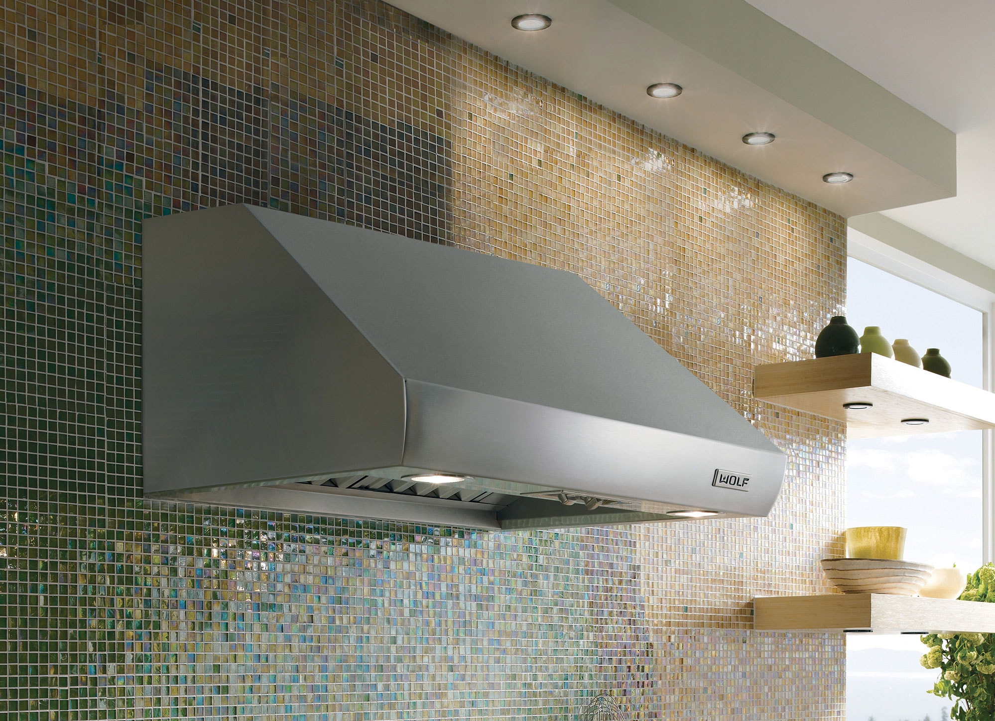 91 cm Pro Wall Hood - 61 cm Depth | ICBPW362418 | Wolf Appliances