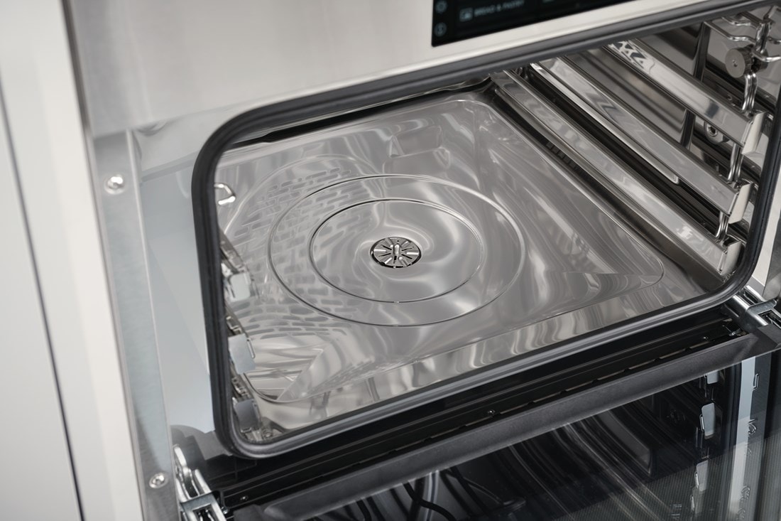 Wolf 60 E Series Transitional Convection Steam Oven Plumbed