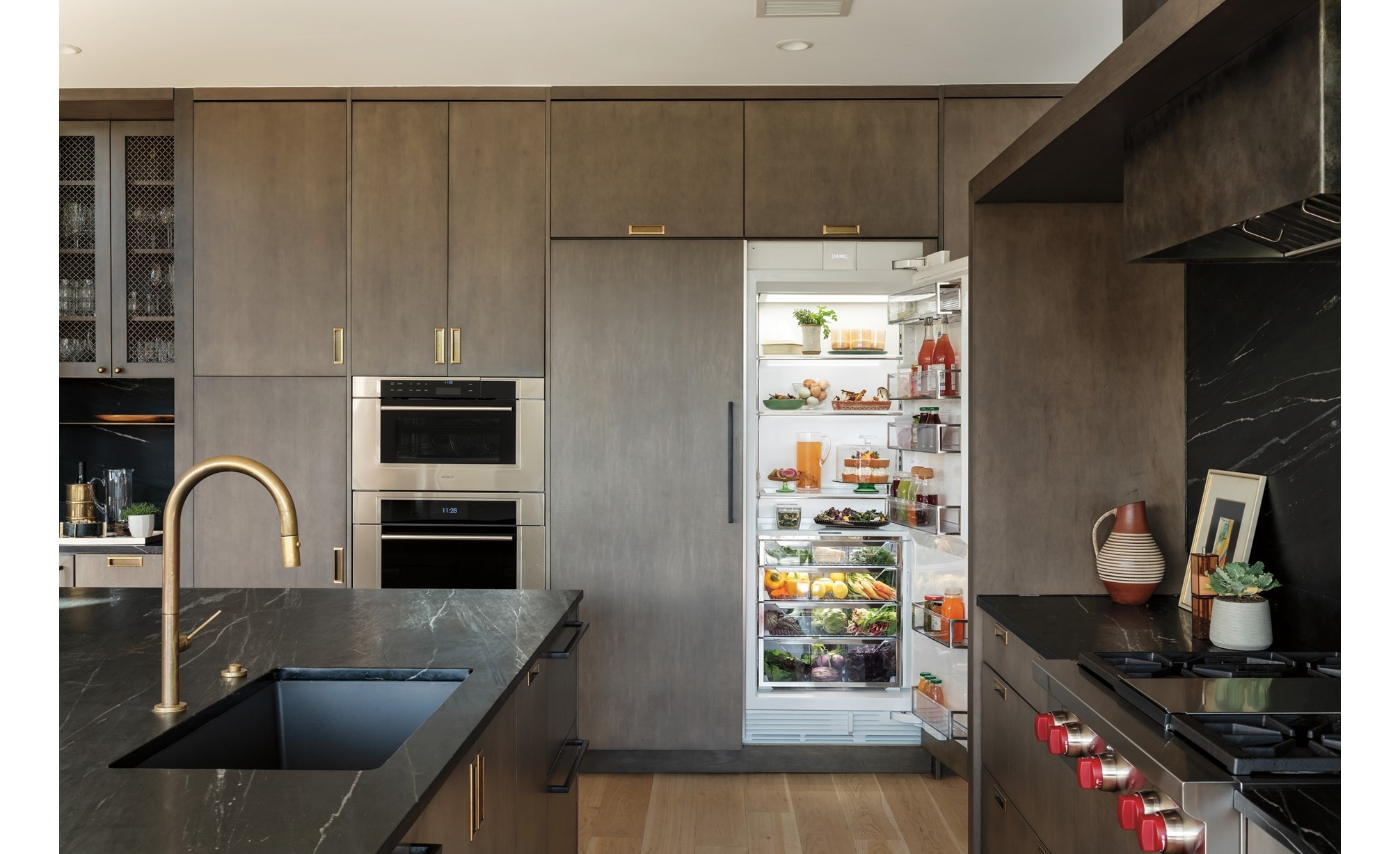 High End & Luxury Fridges | Integrated Fridges & Freezers | Sub-Zero