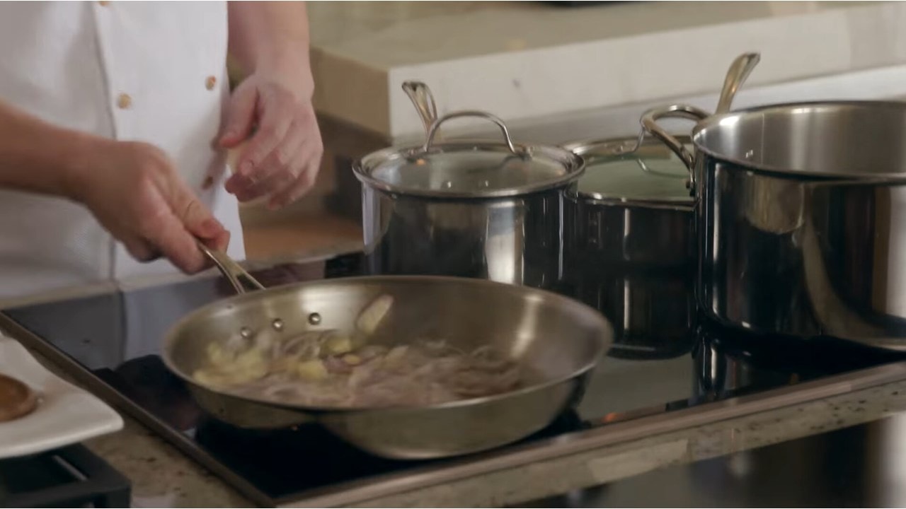 Induction Cooktop | Sub-Zero and Wolf Videos